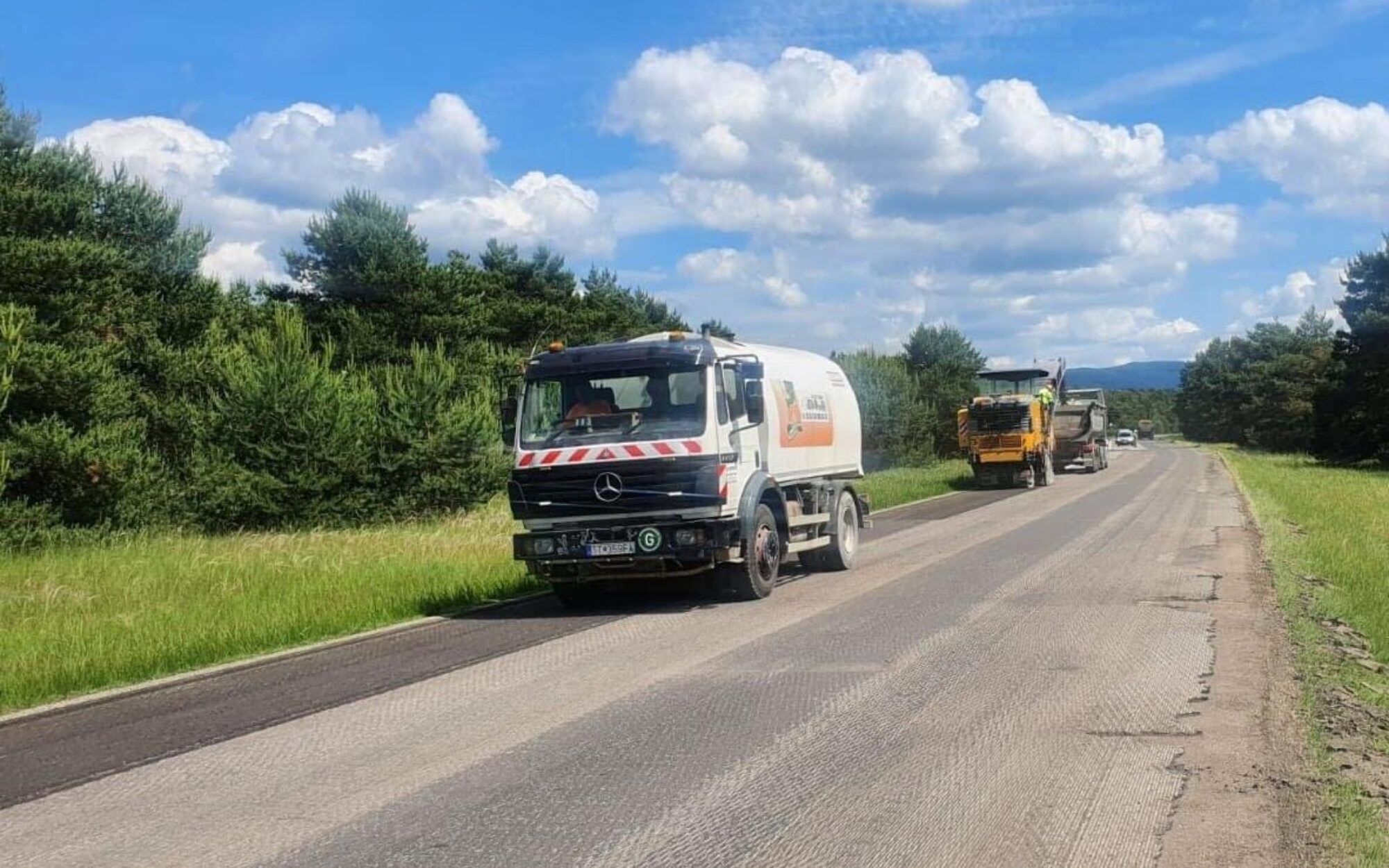 V obci Pernek revitalizujú cestu | Regióny.sk